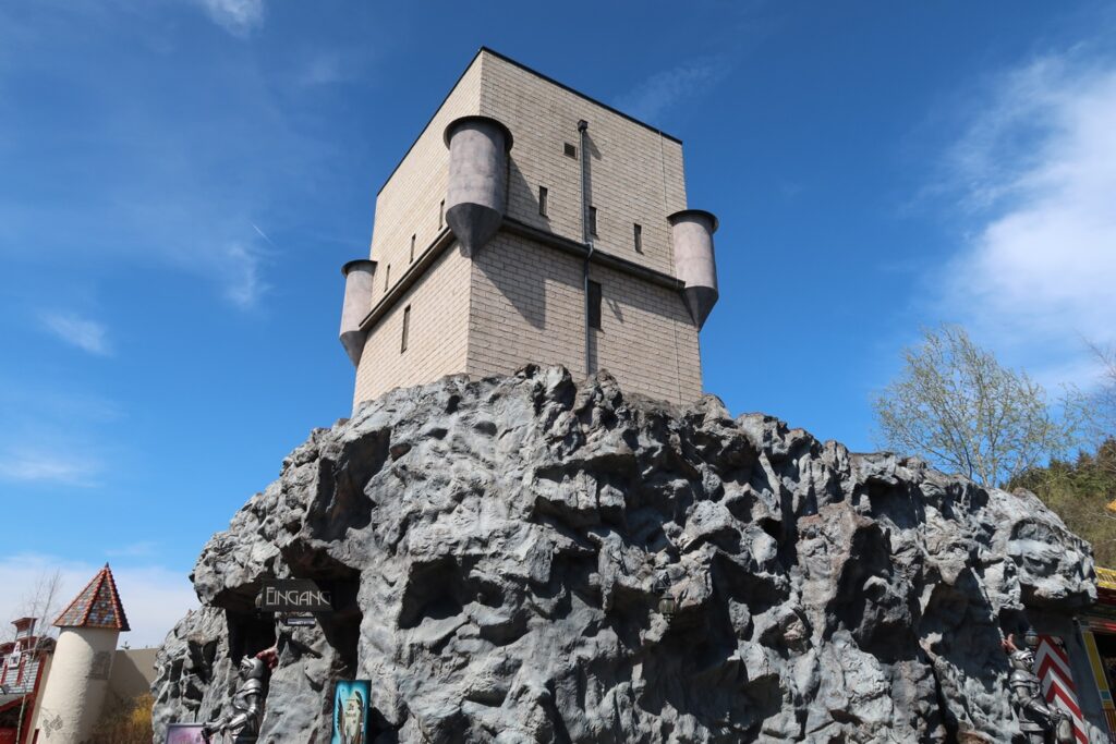 Moving on Up II: How the Vertical Dark Ride Dropped into Regional Parks ...