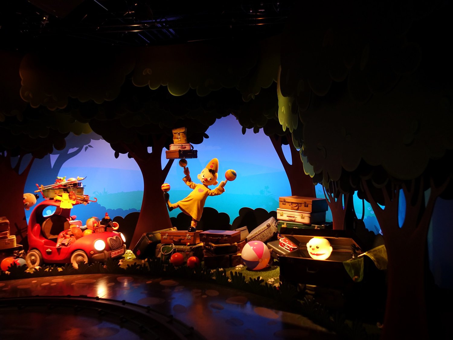 New dark ride Op Reis met Bumba officially opens at Plopsaland De Panne ...