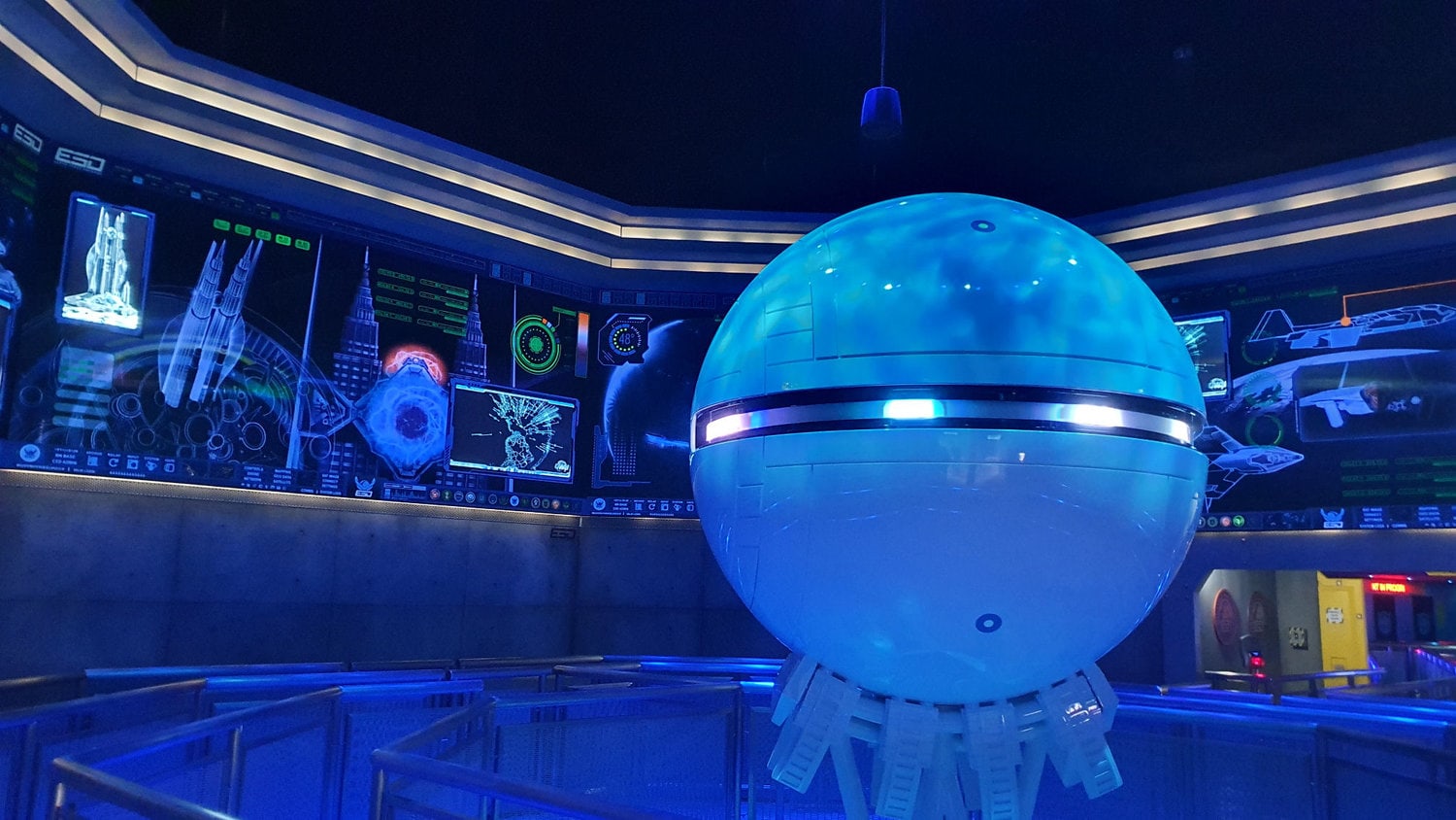 Independence Day: Defiance - Genting SkyWorlds