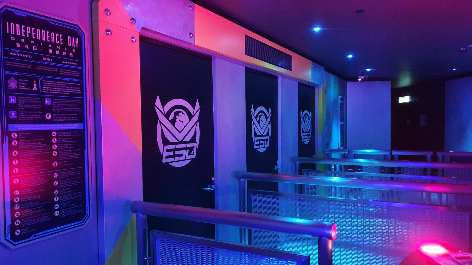 Independence Day: Defiance - Genting SkyWorlds