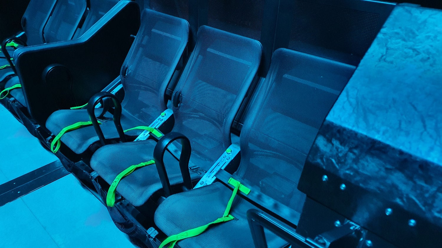 Independence Day: Defiance - DRdb - Dark Ride Database