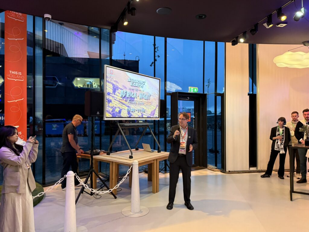 Brogent takes IAAPA to Africa in their new Flying Theatre movie – DRdb