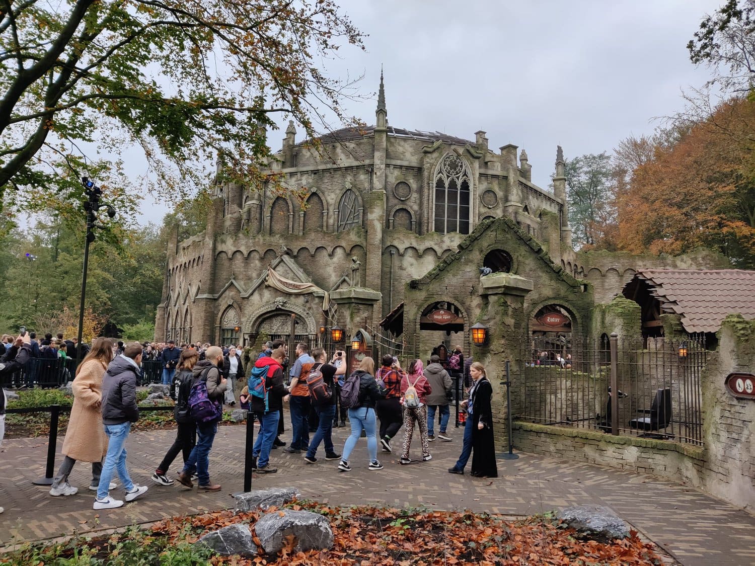 Report: Giving Danse Macabre at Efteling a Spin - DRdb
