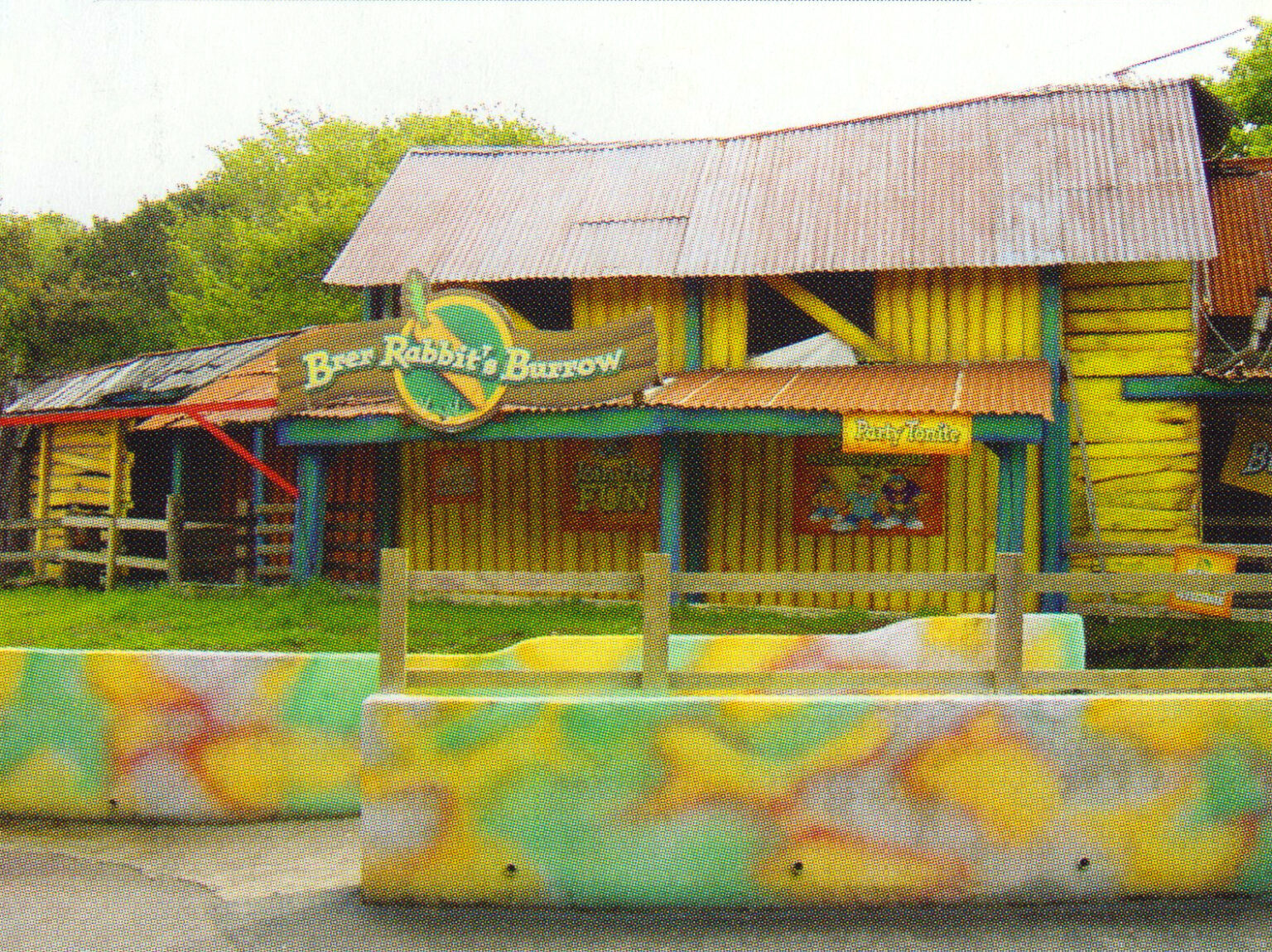 Oakwood Theme Park in Wales will not reopen in 2025 – DRdb